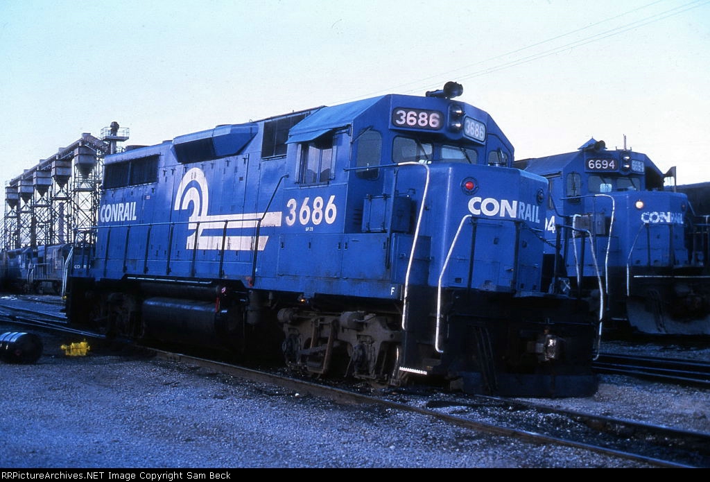 CR 3686--GP35 Derailment